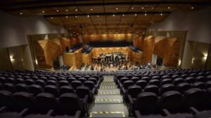 Enrique Bátiz: el director que revolucionó la música sinfónica en ...