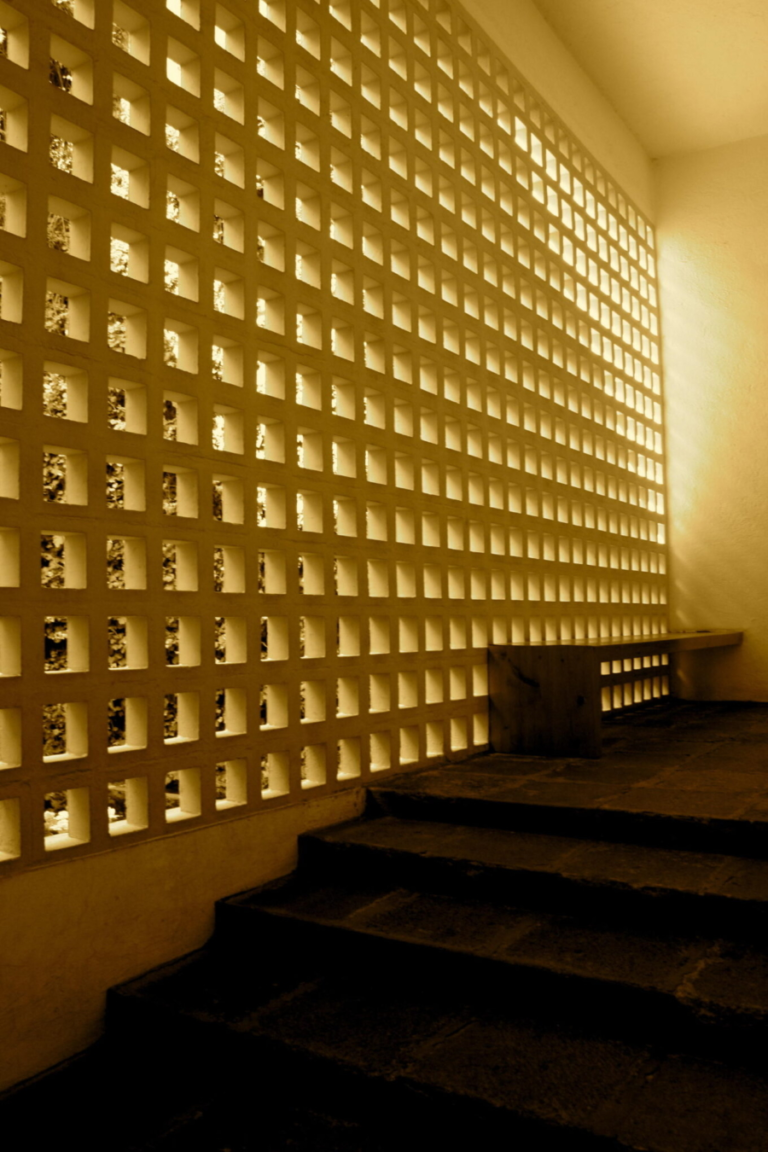 Capilla de las Capuchinas de Luis Barragán: arquitectura espiritual ...